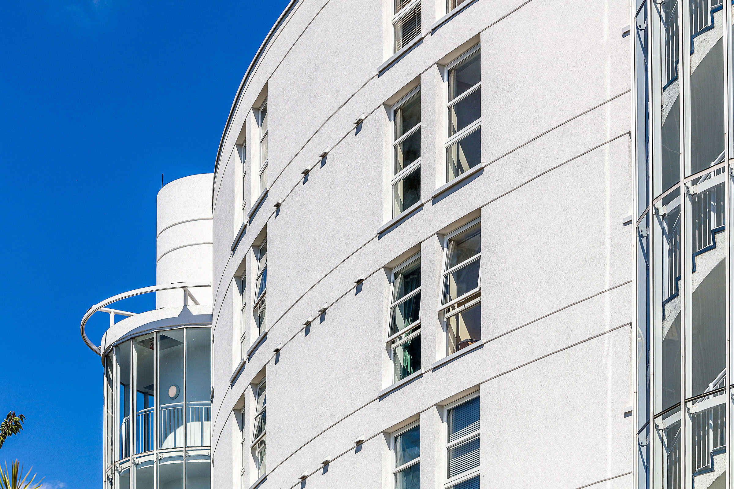 8,000m² EWI specified for London project