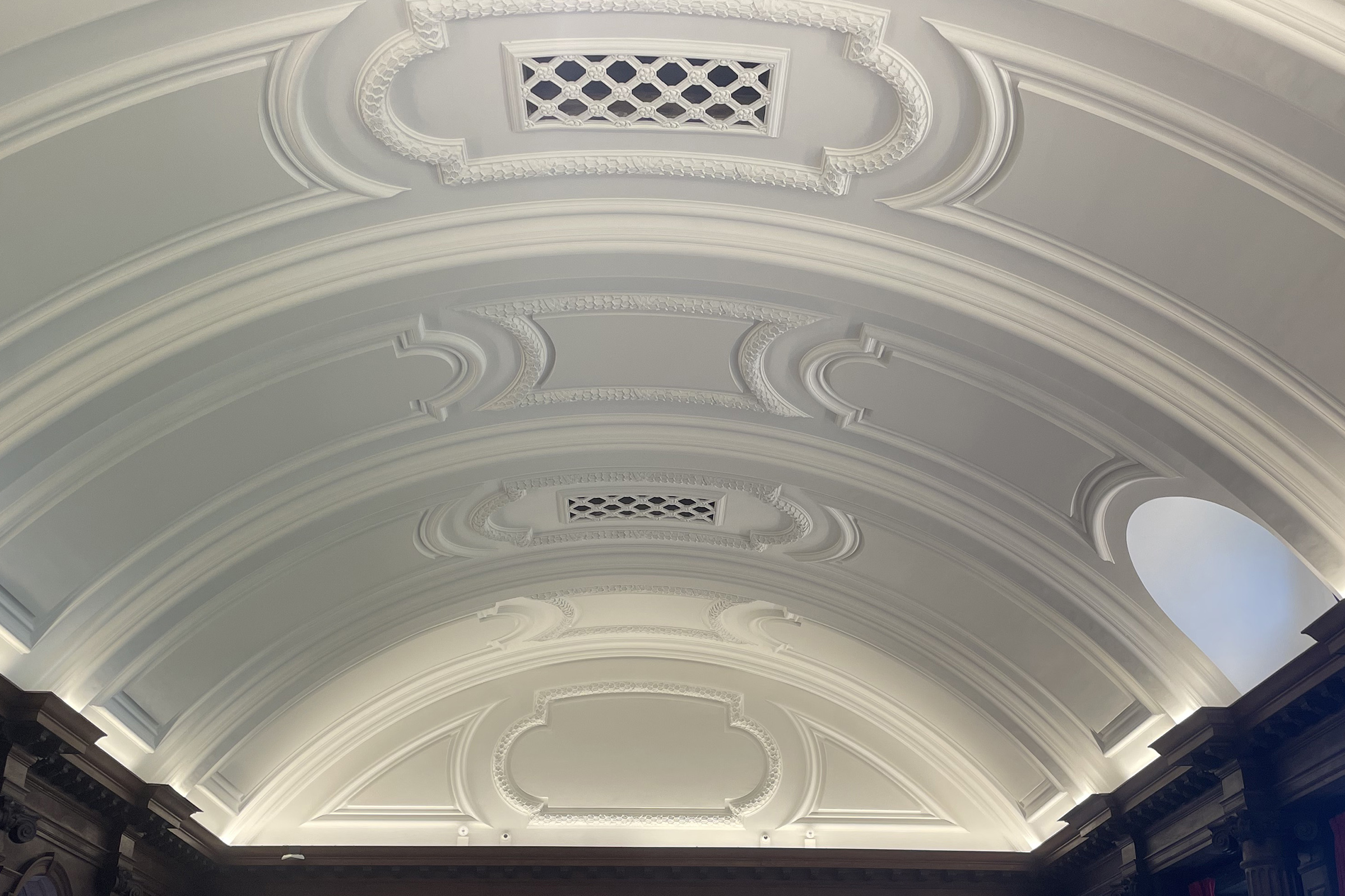 Sto Acoustic ceiling for Oxford College